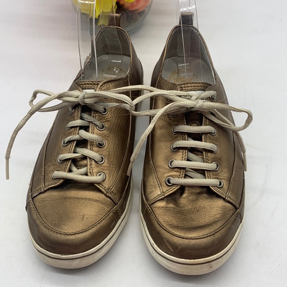 Fitflop | Shoes | Fitflop Gold Sneakers Size 8 Snk432f | Poshmark
